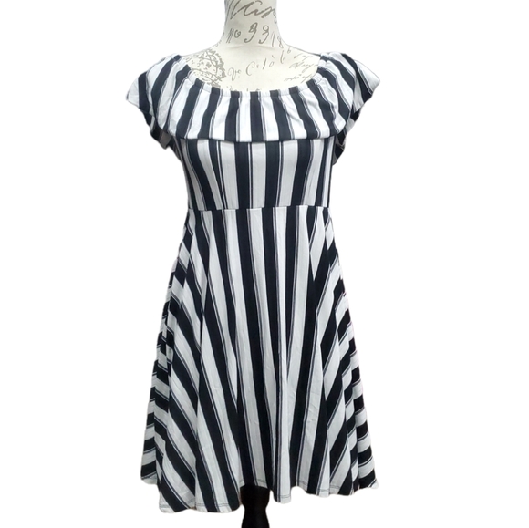 Ardene | Dresses | 5 Saleardene Off The Shoulder Striped Dress Szl 264 ...
